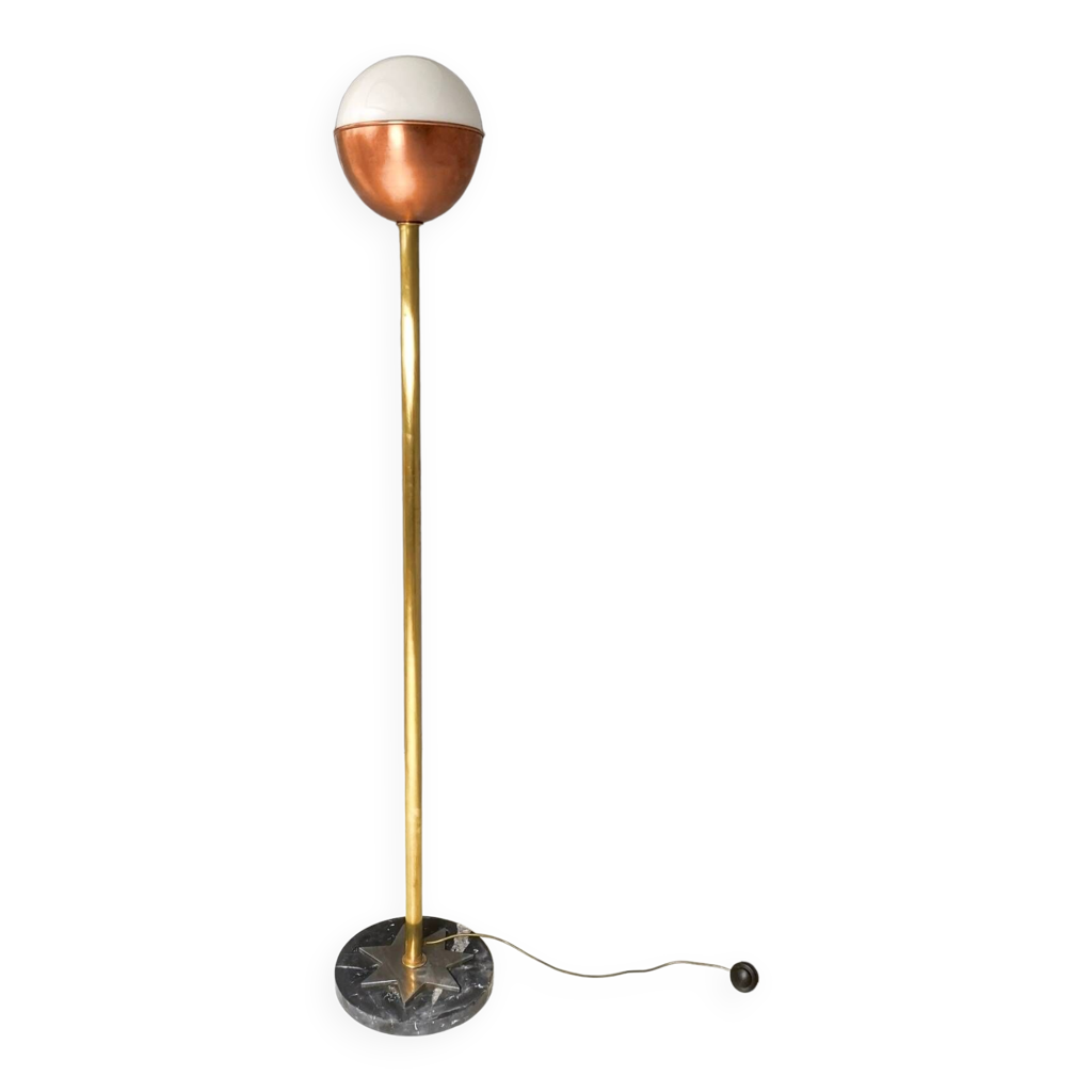 Lampadaire "Lampione" en Laiton, Cuivre et Marbre Noir par Carmelo La ...