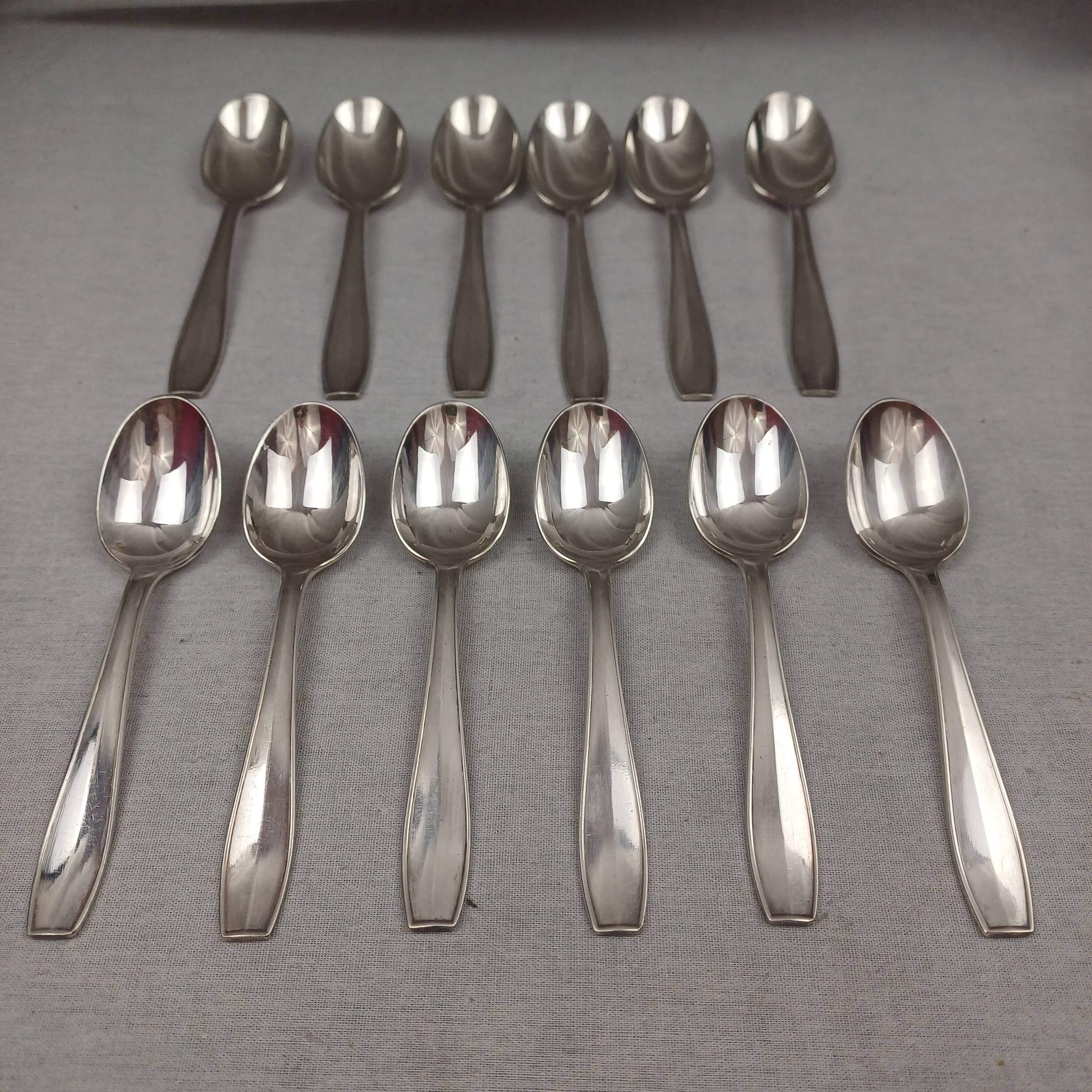 Christofle Atlas - 12 cuillères à café métal argenté tbe | Selency