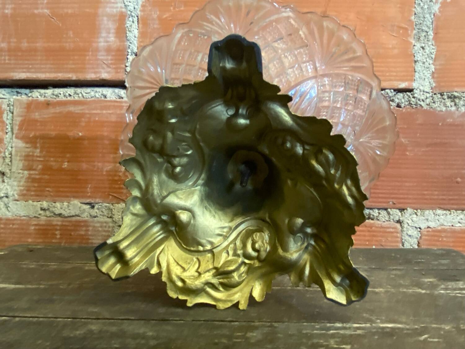 Coupe à fruits ancienne art nouveau verre moule + piédestal metal doré ...
