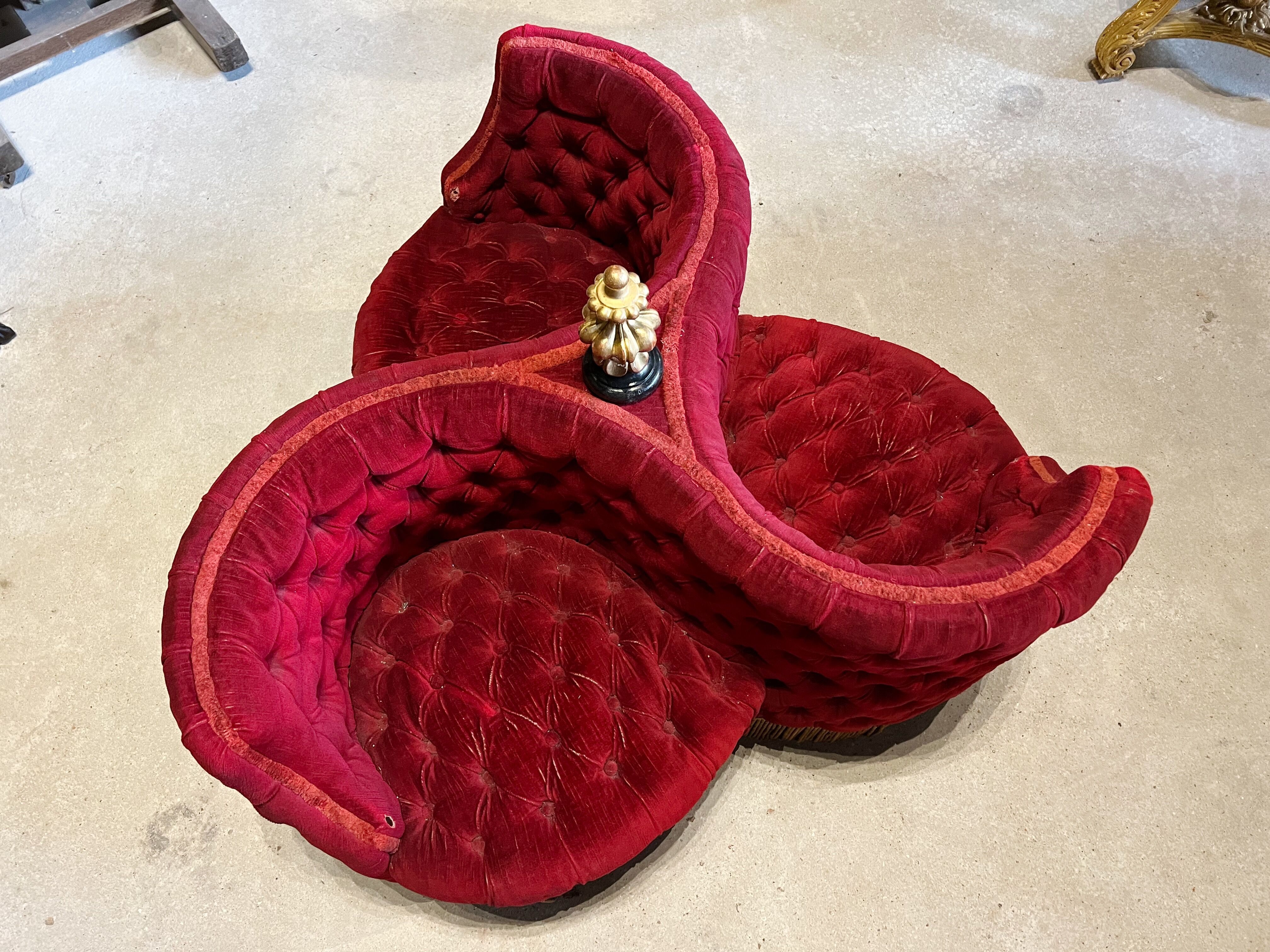 Indiscret en velour rouge et bois doré d’époque napoléon iii | Selency