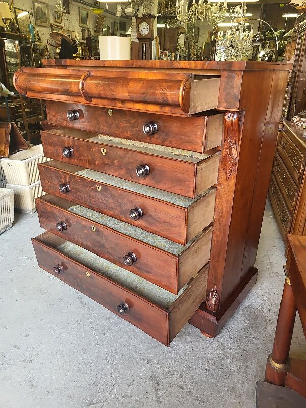 Commode en acajou de style anglais avec 6 tiroirs | Selency