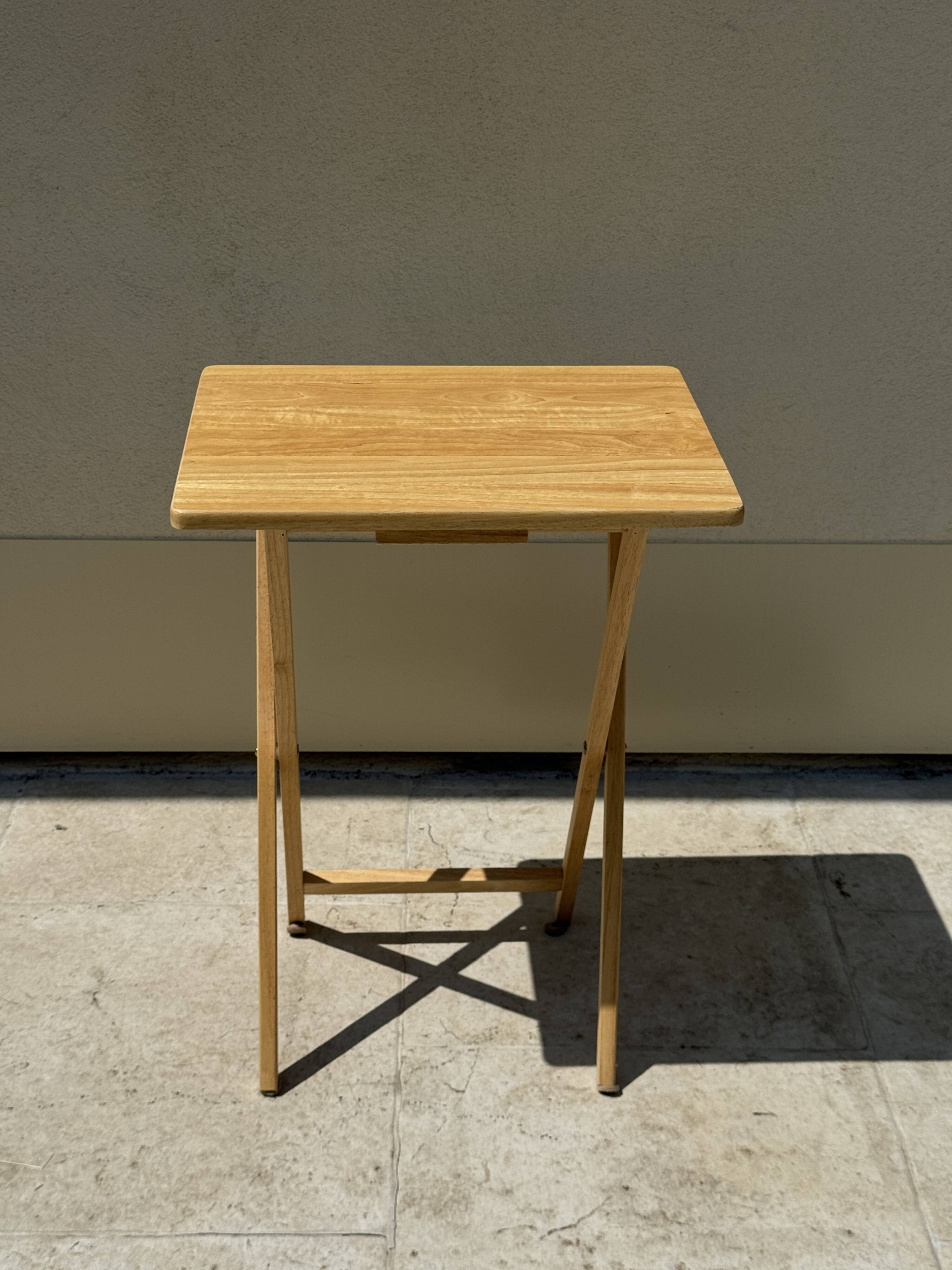 Table pliante claire en bois | Selency