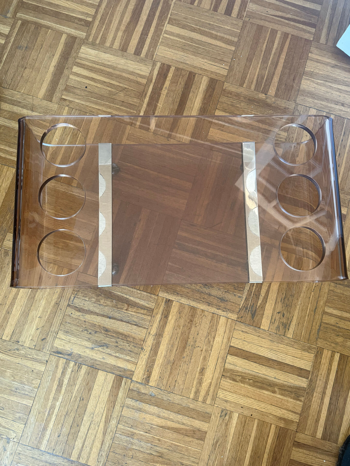 Table basse / bar en Plexiglas Michel Dumas | Selency