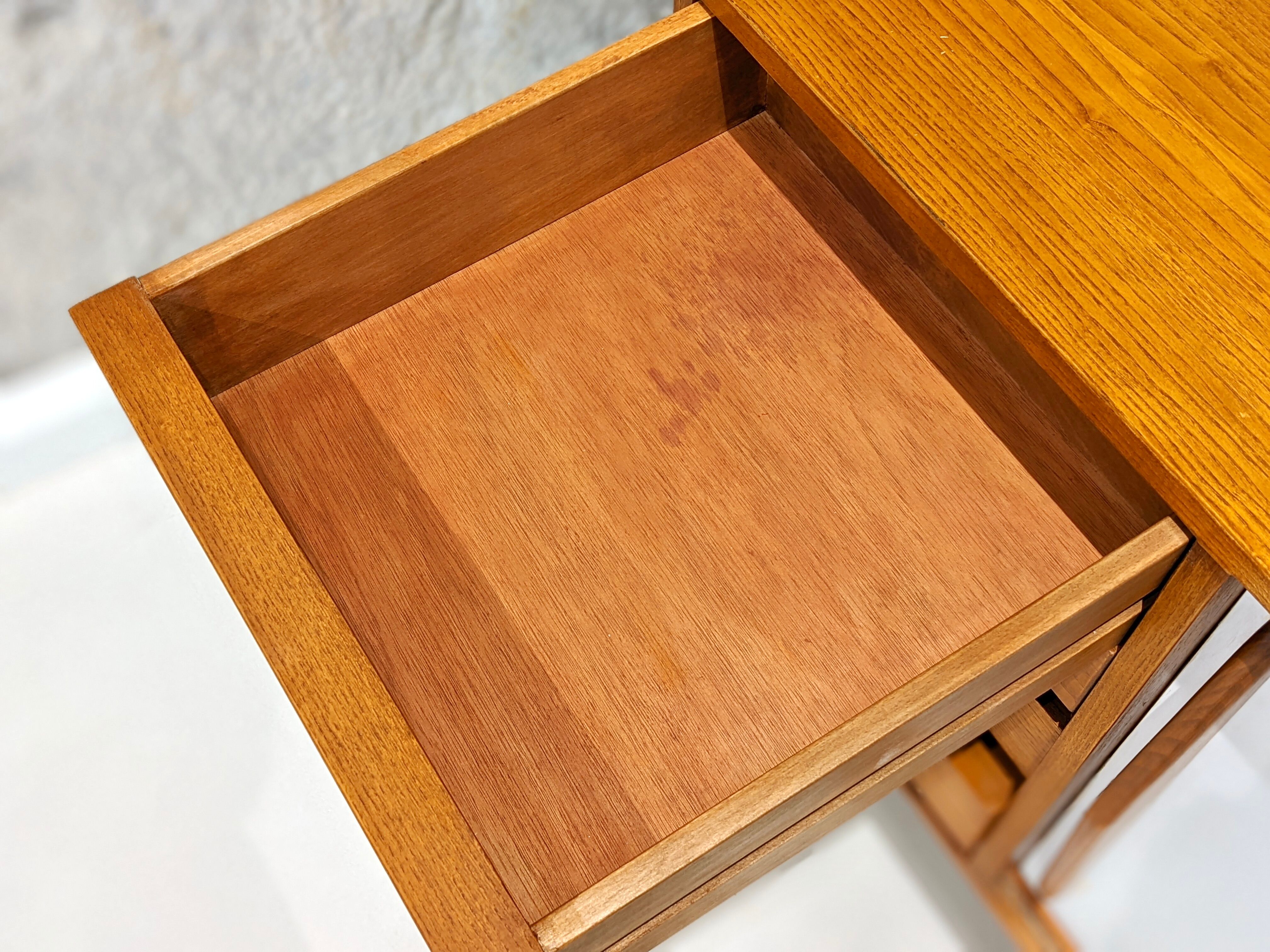 Buffet Cansado en frêne avec tiroirs par Charlotte Perriand pour Steph ...