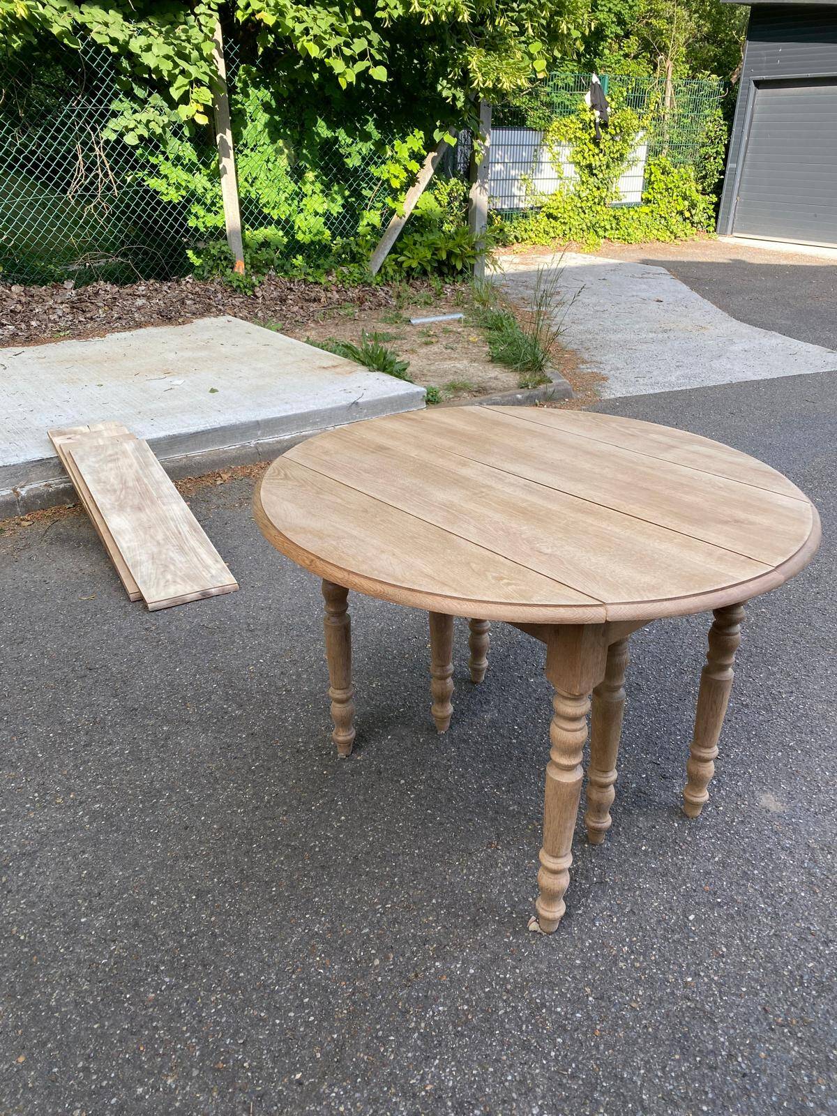 Table ronde extensible Louis Philippe XIXème à volet pliable 6 pieds 225cm | Selency