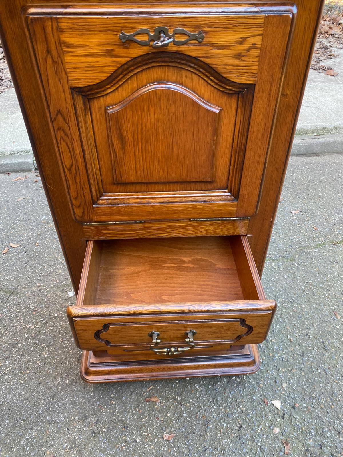 Commode confiturier en chêne massif Louis XIV du 20ème 50x36cm | Selency