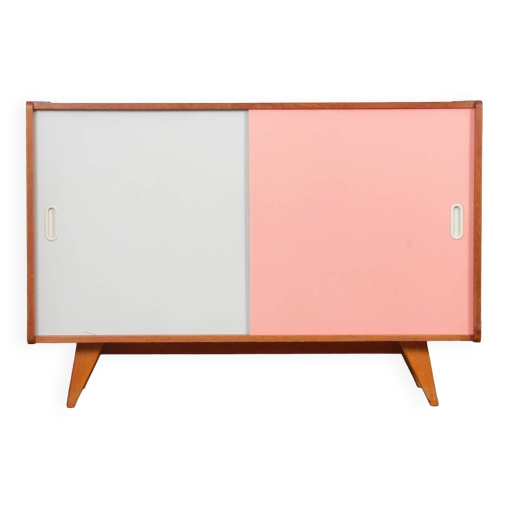 Commode rose et blanche par Jiri Jiroutek, modèle U-452 vers 1960 | Selency