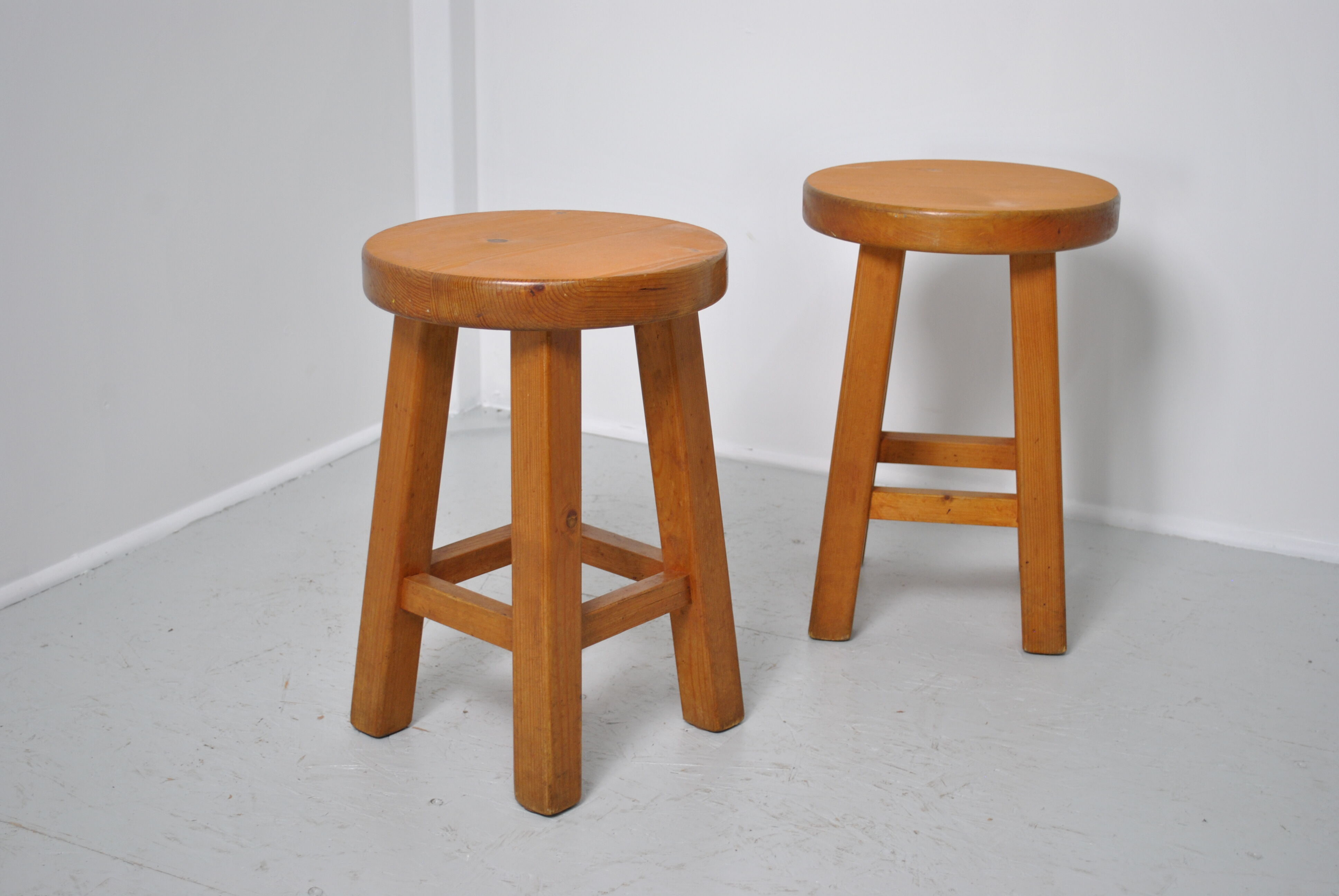 Paire de tabourets en pin 1980 | Selency