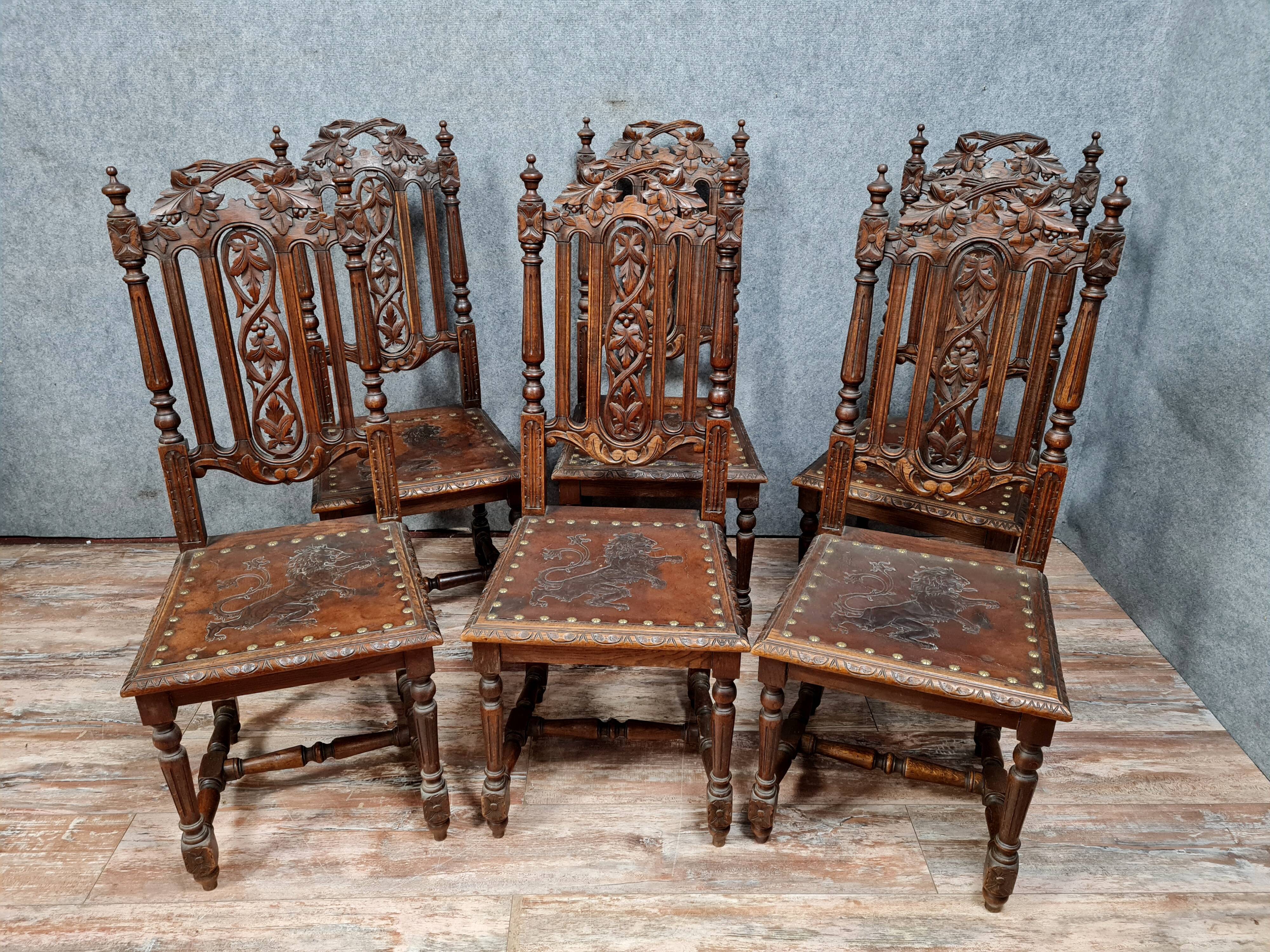 Series of 6 renaissance chairs of hunting lodge in solid oak around ...