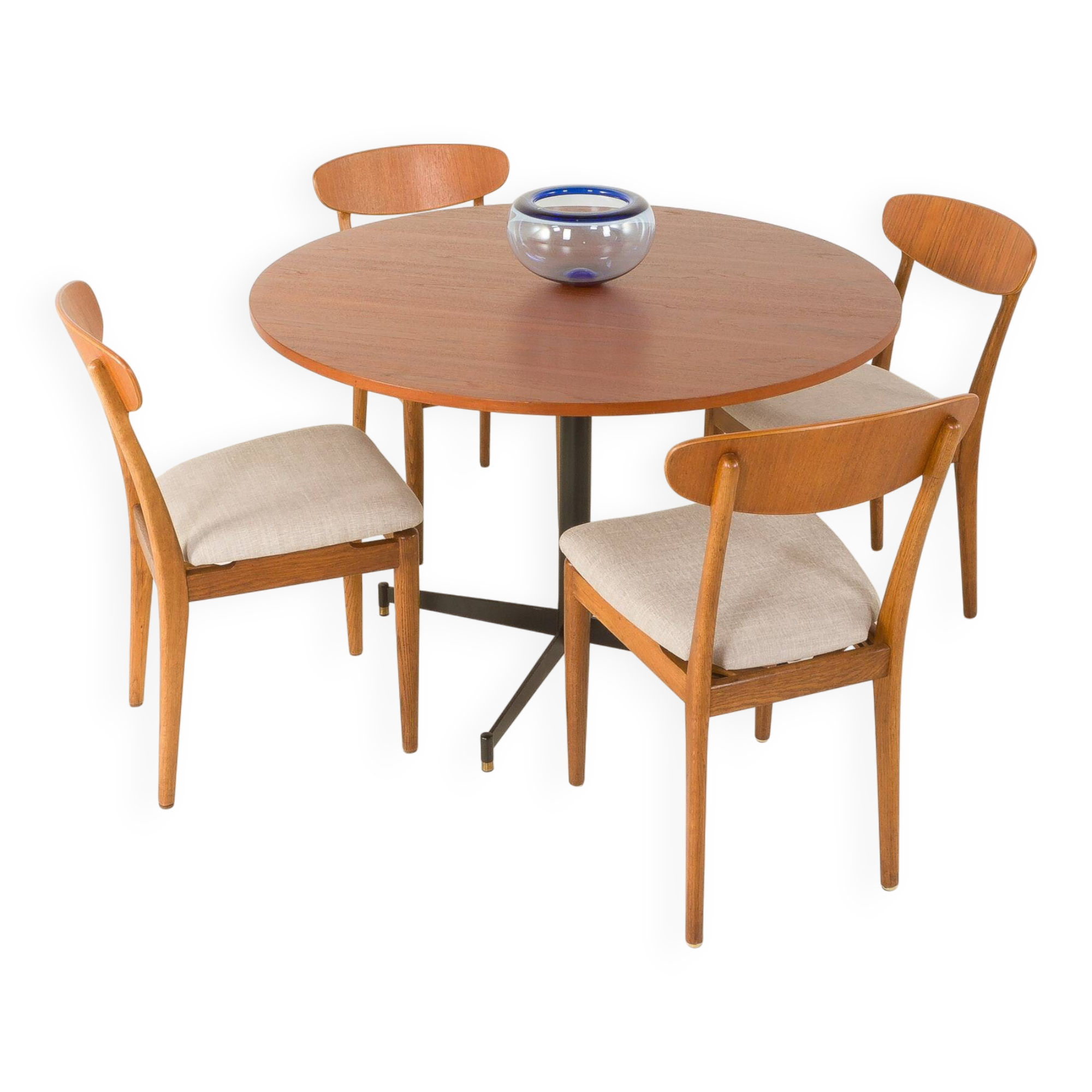 Table à manger ronde italienne en teck de style Gio Ponti, années 1960 | Selency